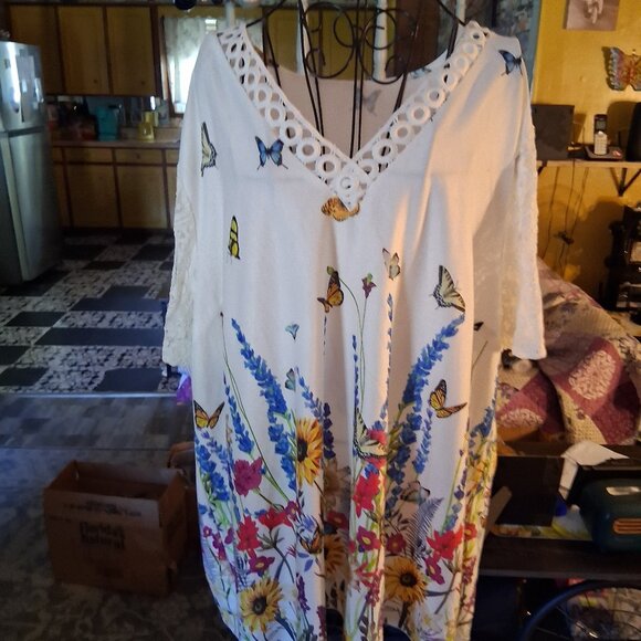 SHEIN | Tops | Closing April 226 Please Make Offers Before It Is Late ...